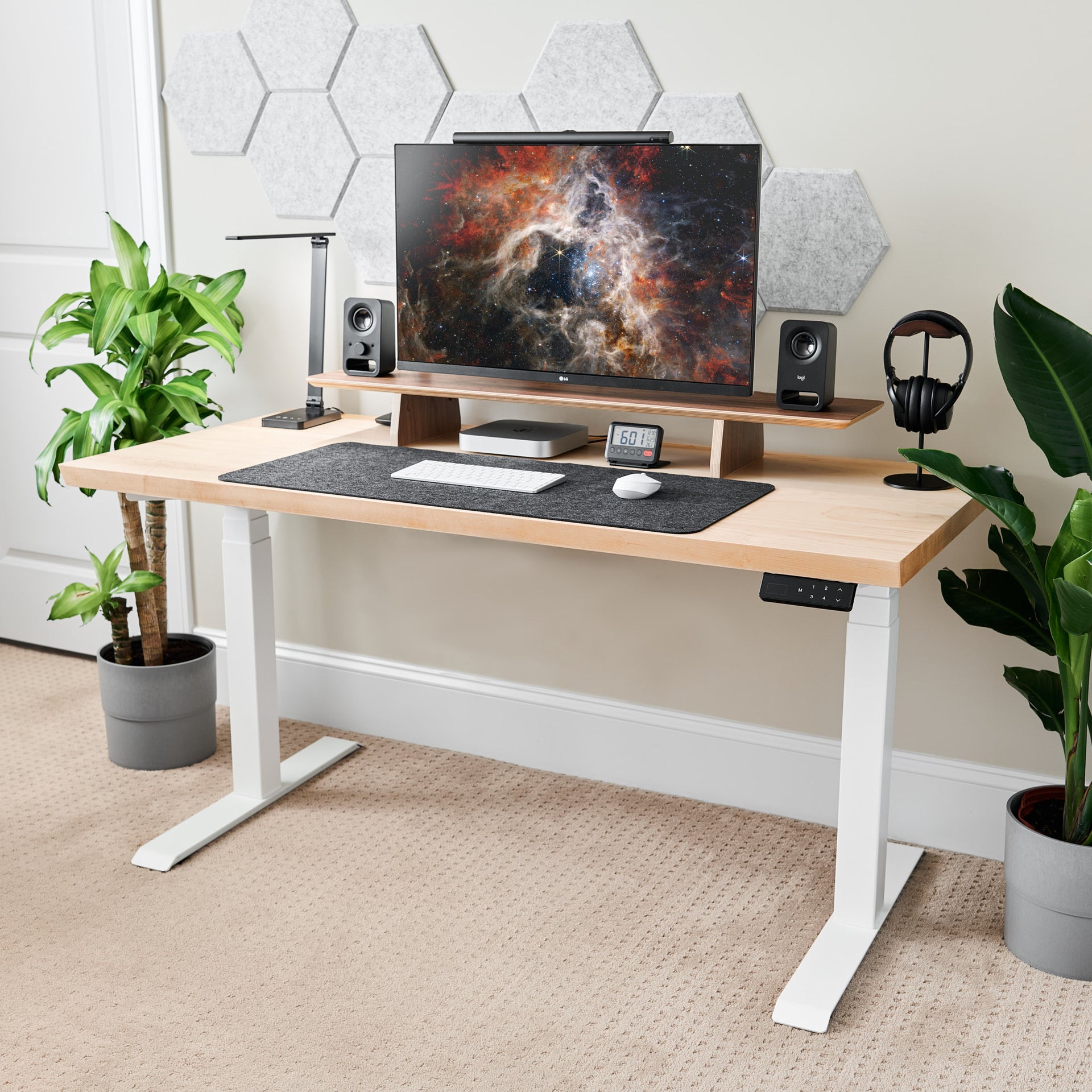 Upgrade Your Workspace with the Square One Standing Desk - Fortis Concepts